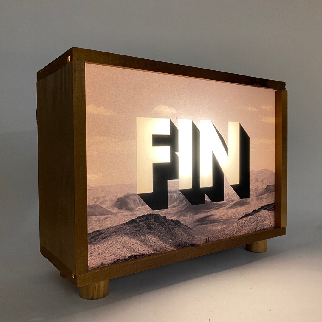 Fin Collage in Pinewood Light Box, Beautiful Warm Light in Wooden Lamp ...