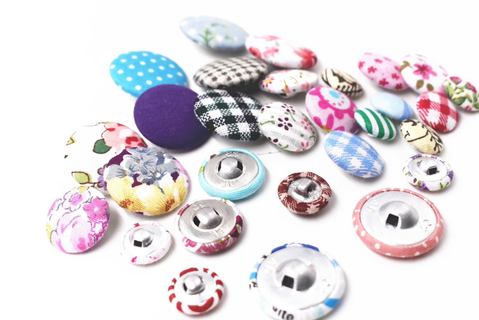 30pcs Assorted Pattern and Size Cotton Fabric Covered Buttons | Etsy