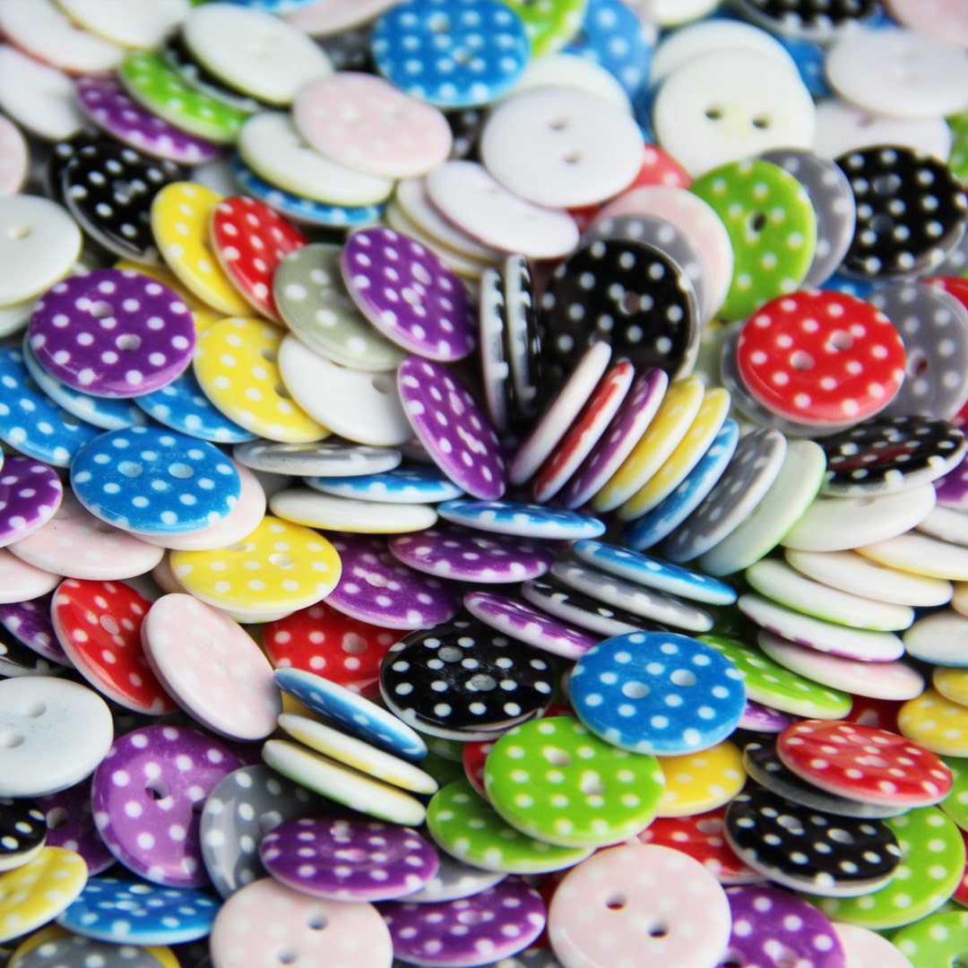50pieces Various Color Dot Resin Plastic 2 Holes Buttons Package for ...