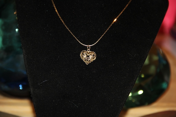 14K gold Detailed heart charm Unique Solid Gold lovel… - Gem