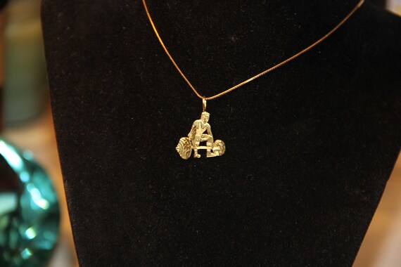 14K Gold Weight Lifter Charm Olympic Sport weight lif… - Gem
