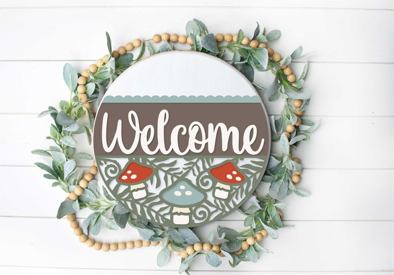 Welcome Mushroom #3 - Round Wood Door Sign | Hanger | Chicatiza - Etsy