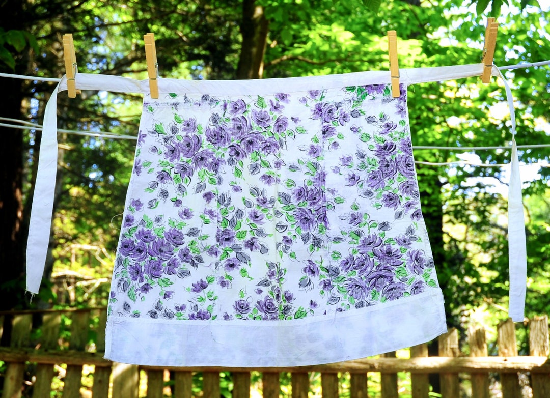 Vintage 60's / Purple Cabbage Rose Print Cotton CHILD'S Half Apron ...