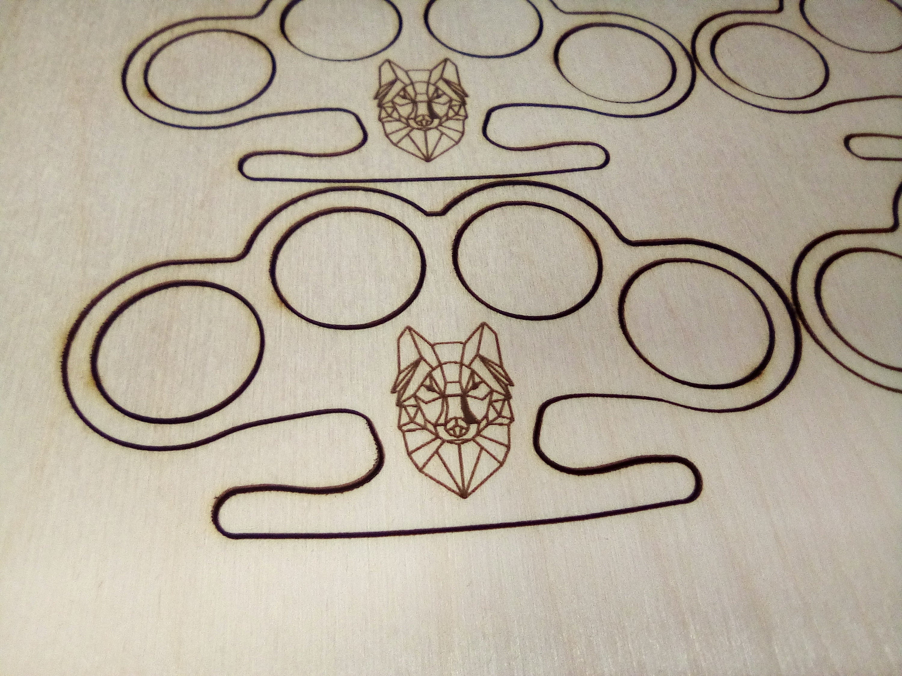 DXF SVG PDF Files for Cnc Laser Cutting, Cnc Router. Knuckles With Wolf ...