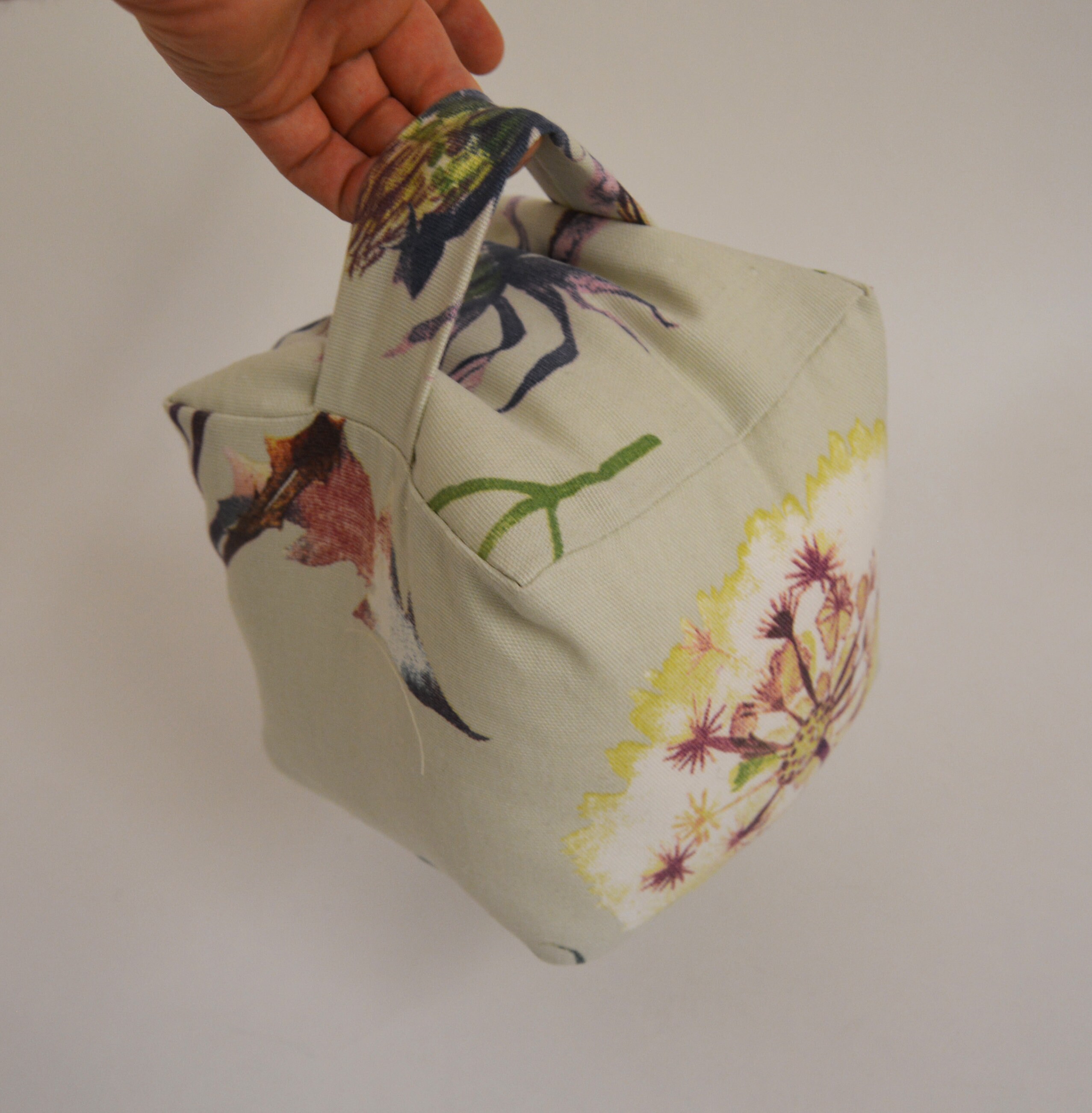 Home & Living Home Décor Stunning Design Jewel Prestigious Textiles ...