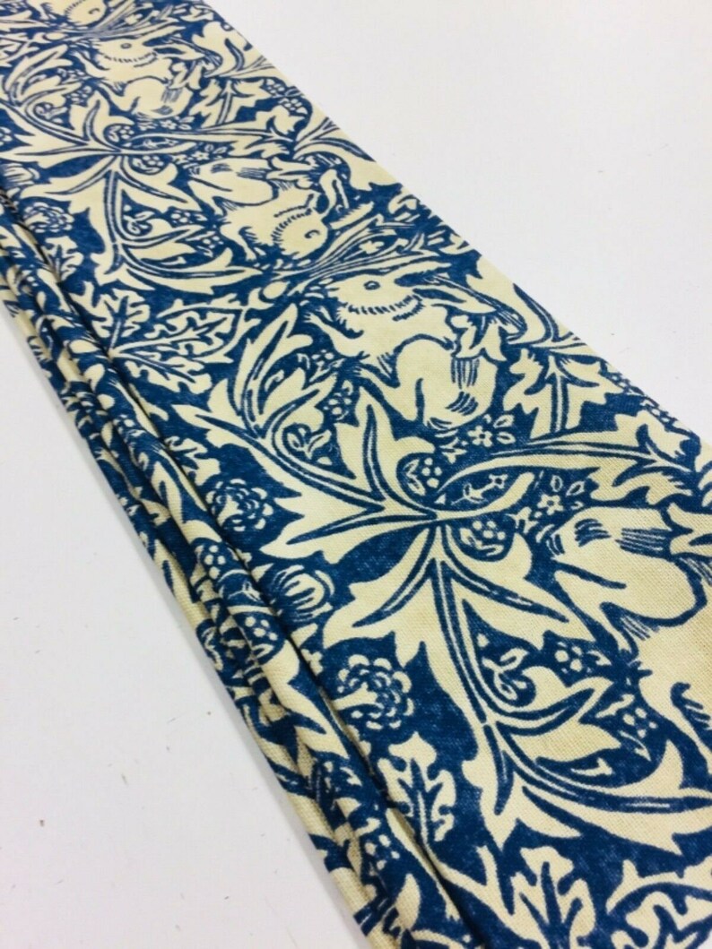 William Morris Brer Rabbit Fabric Made to Measure | Etsy UK