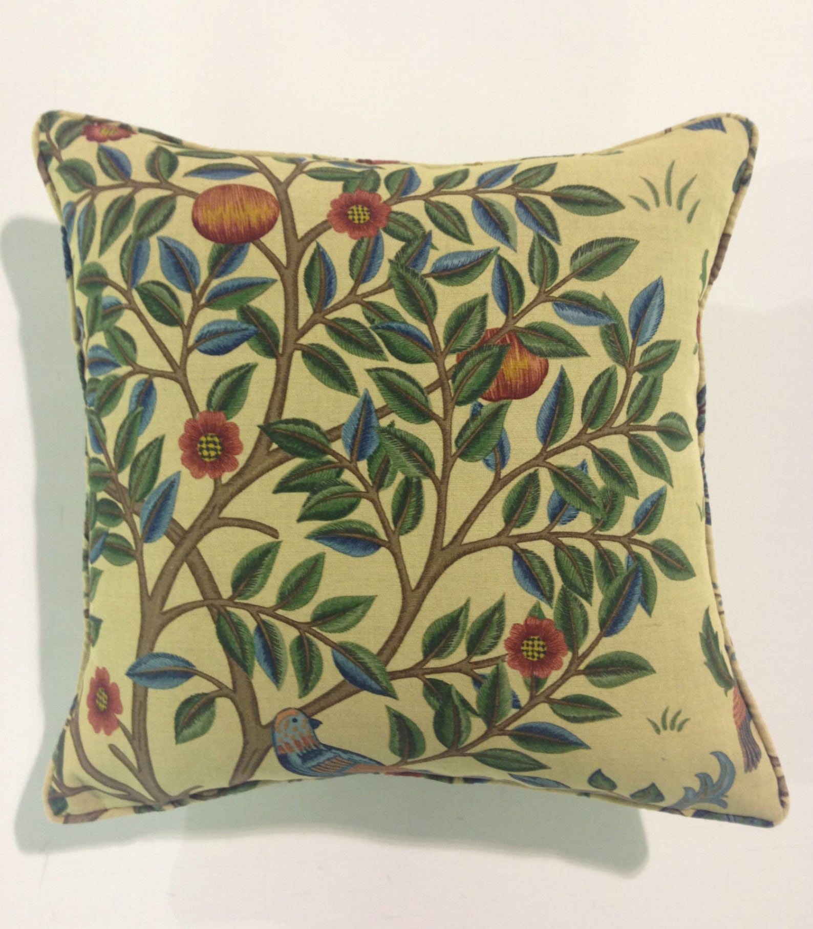 William Morris Kelmscott Tree Forest / Gold Cushion - Etsy UK