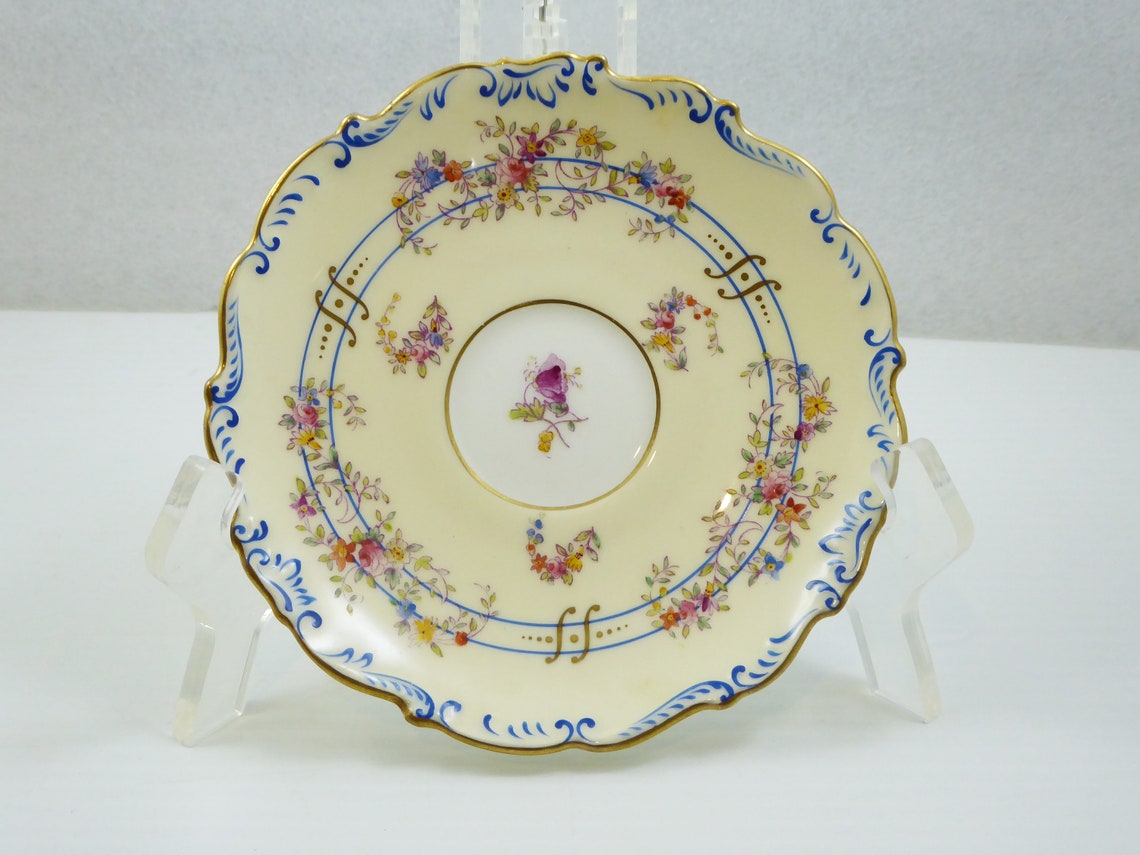 Coalport Cup and Saucer Floral Swag Garland on Yellow Background Bone ...