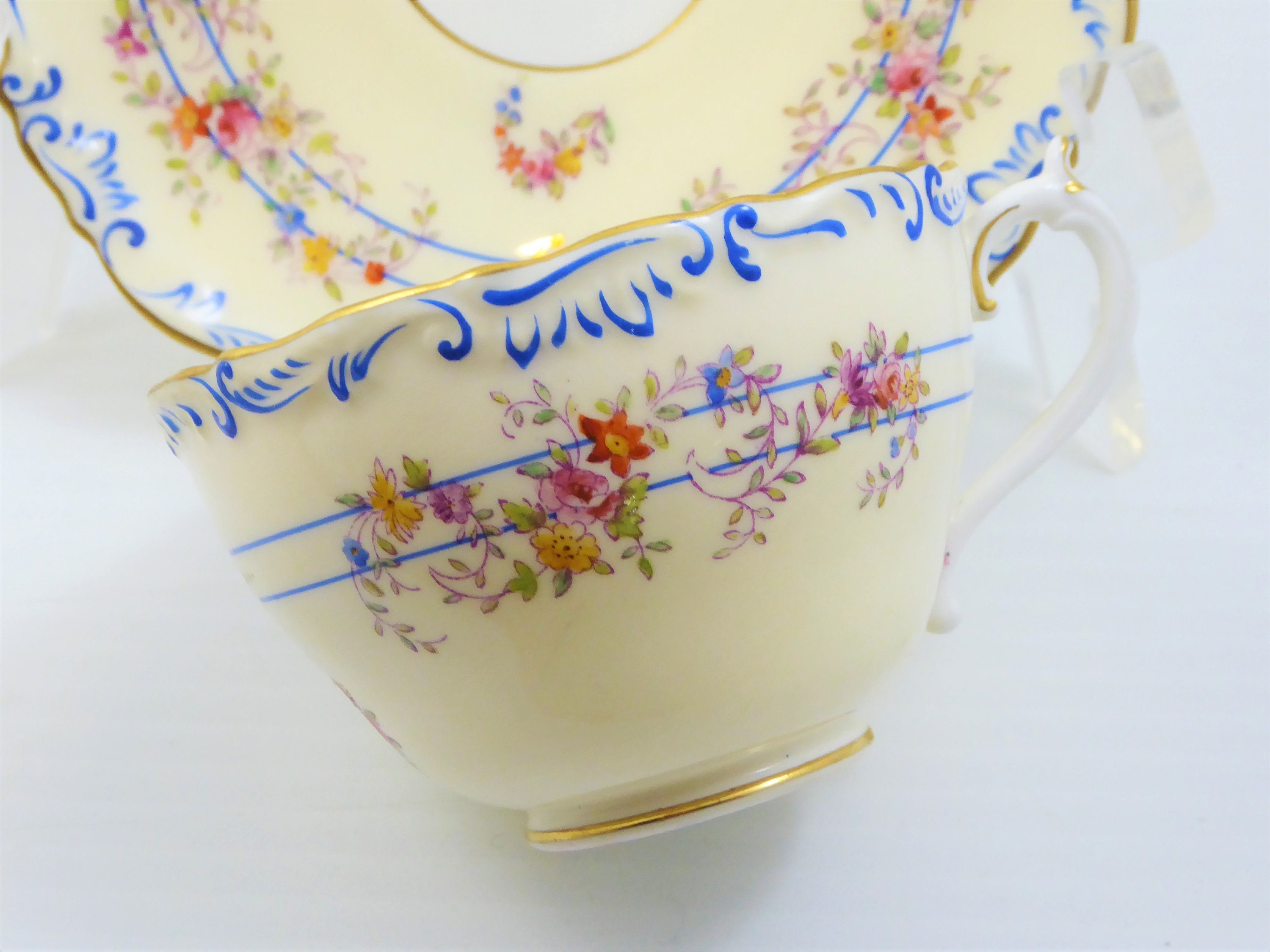 Coalport Cup and Saucer Floral Swag Garland on Yellow Background Bone ...