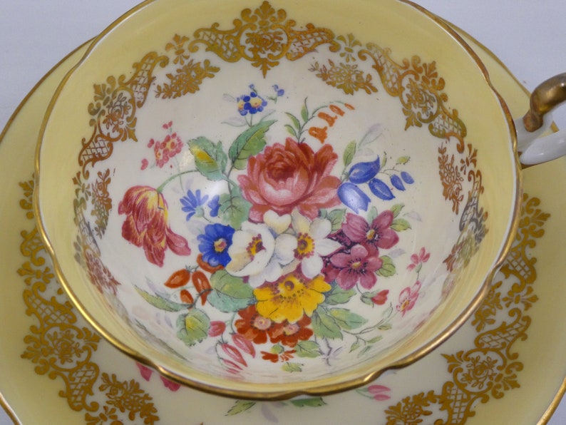 Aynsley Flower Cup and Saucer Yellow With Gold Trim and Flower Bouquets ...
