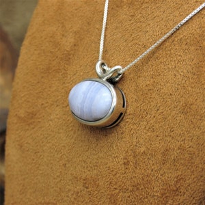 Sterling Silver and Lace Agate Pendant With Chain - Etsy
