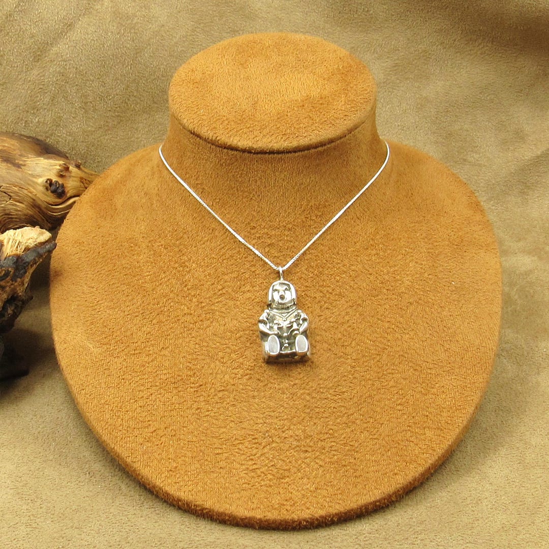 Vintage Sterling Silver Storyteller Pendant Necklace - Etsy