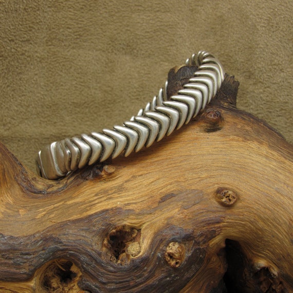 Unique Vintage Sterling Silver Link Chain Bracelet - Gem