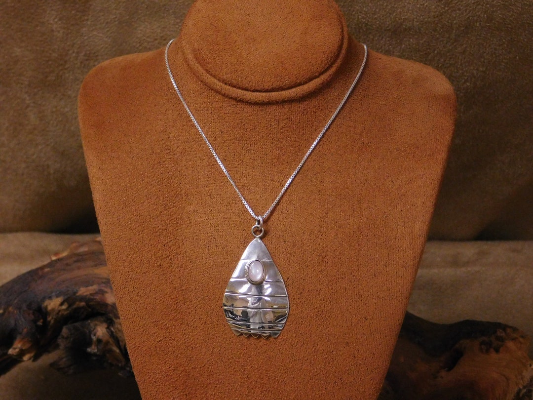 Southwest Sterling Silver Pink Mussel Shell Necklace - Etsy