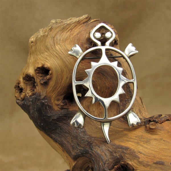 Turtle Enamel Pin - Etsy