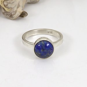 Round Lapis Lazuli Ring in Solid Silver, Made to Order - Etsy