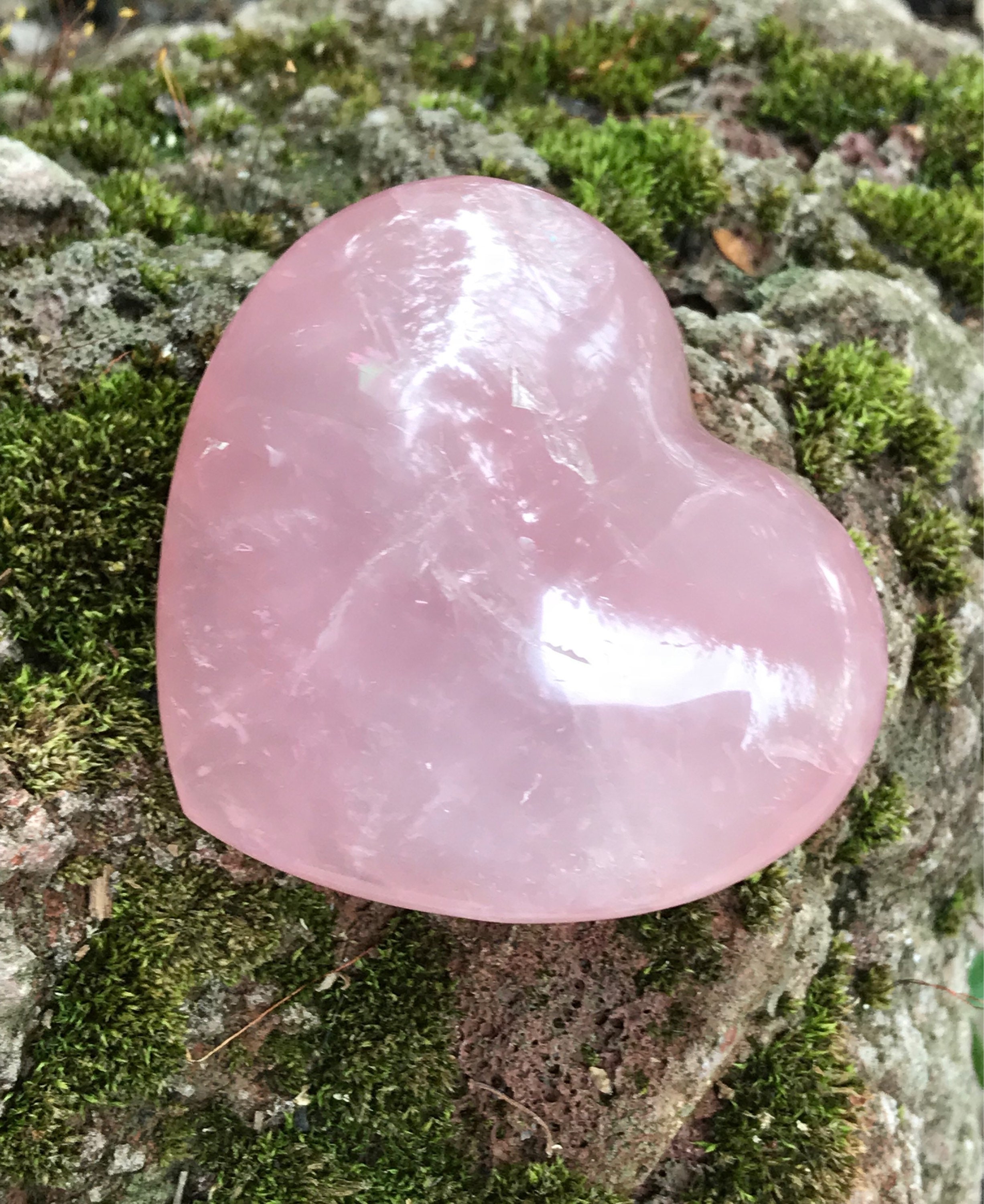 Rose Quartz Heart, Polished, Rainbow Infractions, 156.7 Grams, CR3561