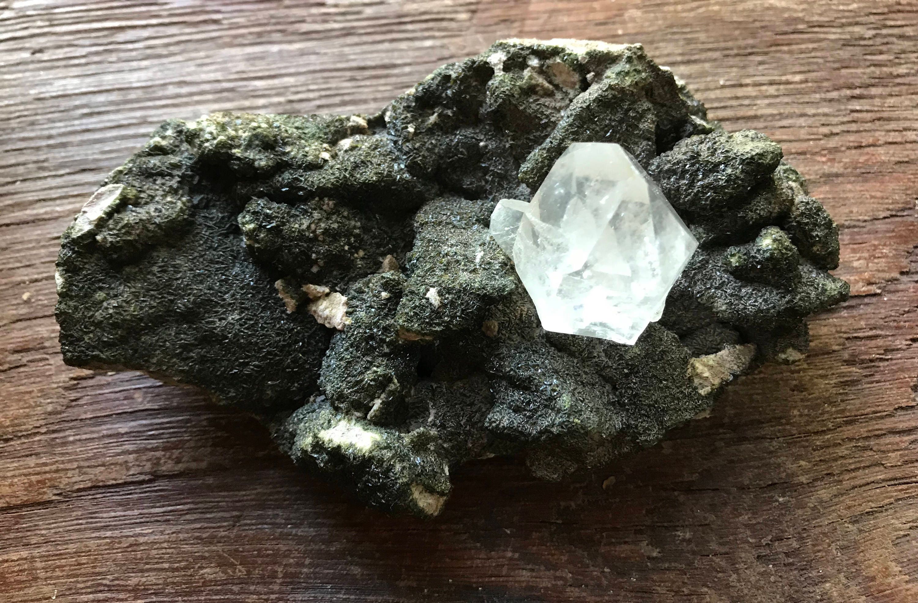 Raw Quartz, Rainbow Infractions, Bridge Crystal, Arkansas, Mine Fresh ...