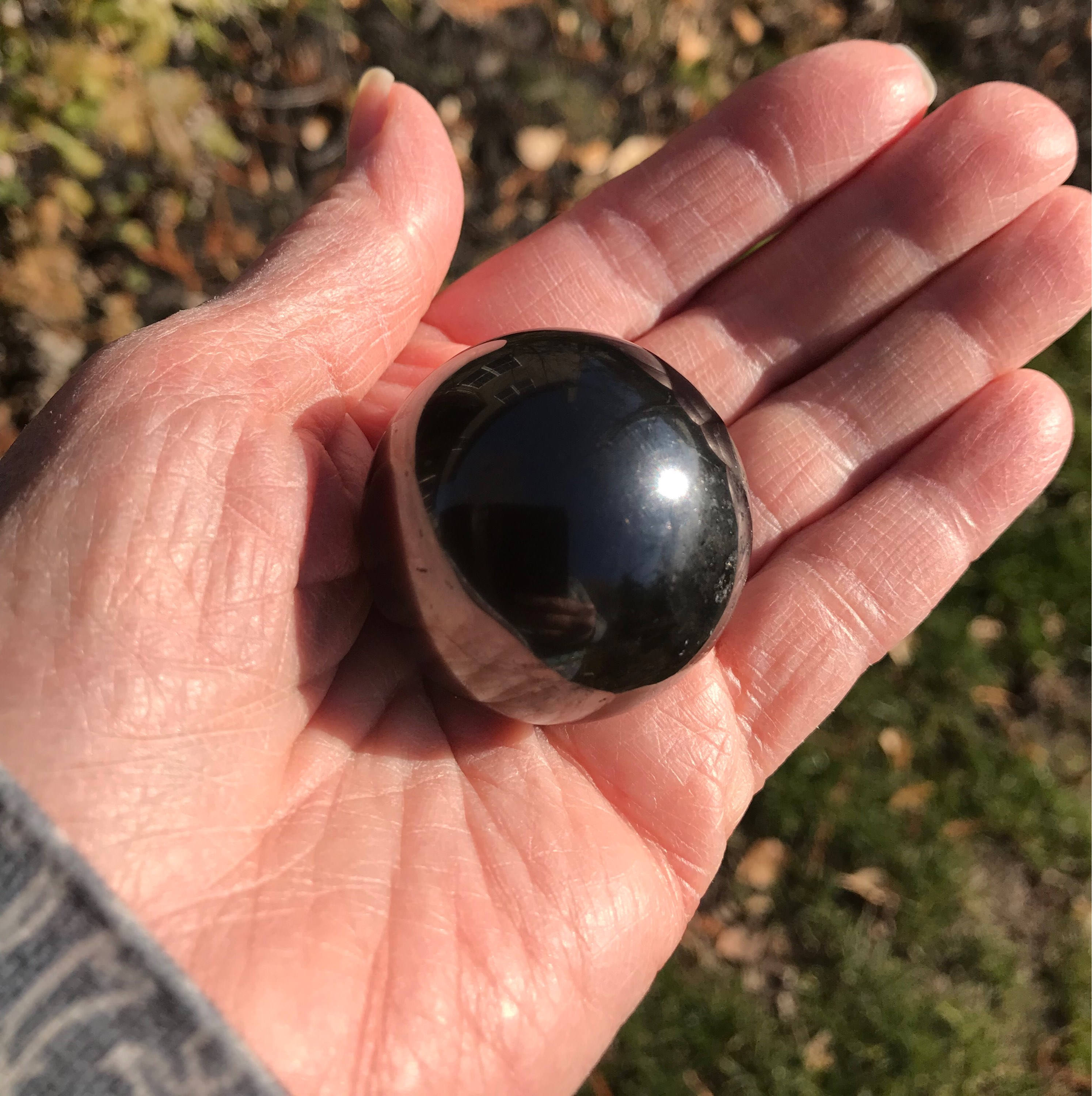 SHUNGITE Sphere, Russia, 39mm, 72 Grams, CR2607