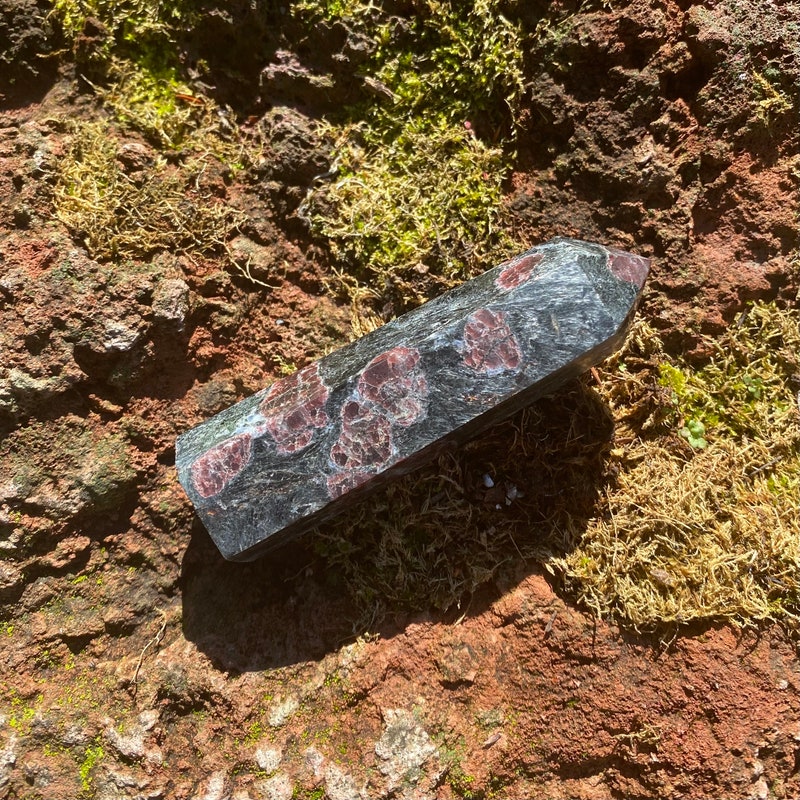 Arfvedsonite - Etsy