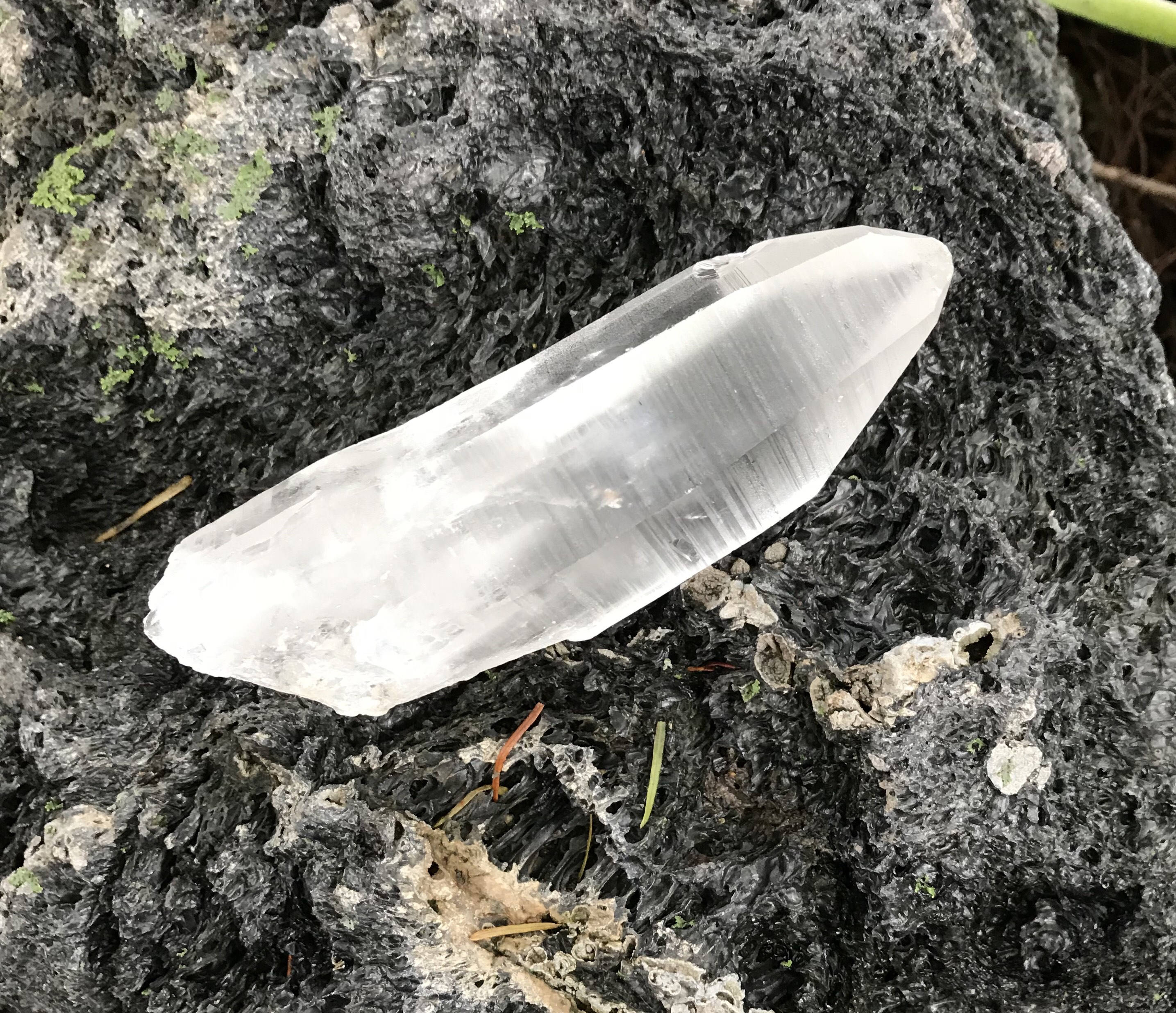 Raw Lemurian Quartz Point, Large Key, Mine Fresh, Brazil, 109.3 Grams ...