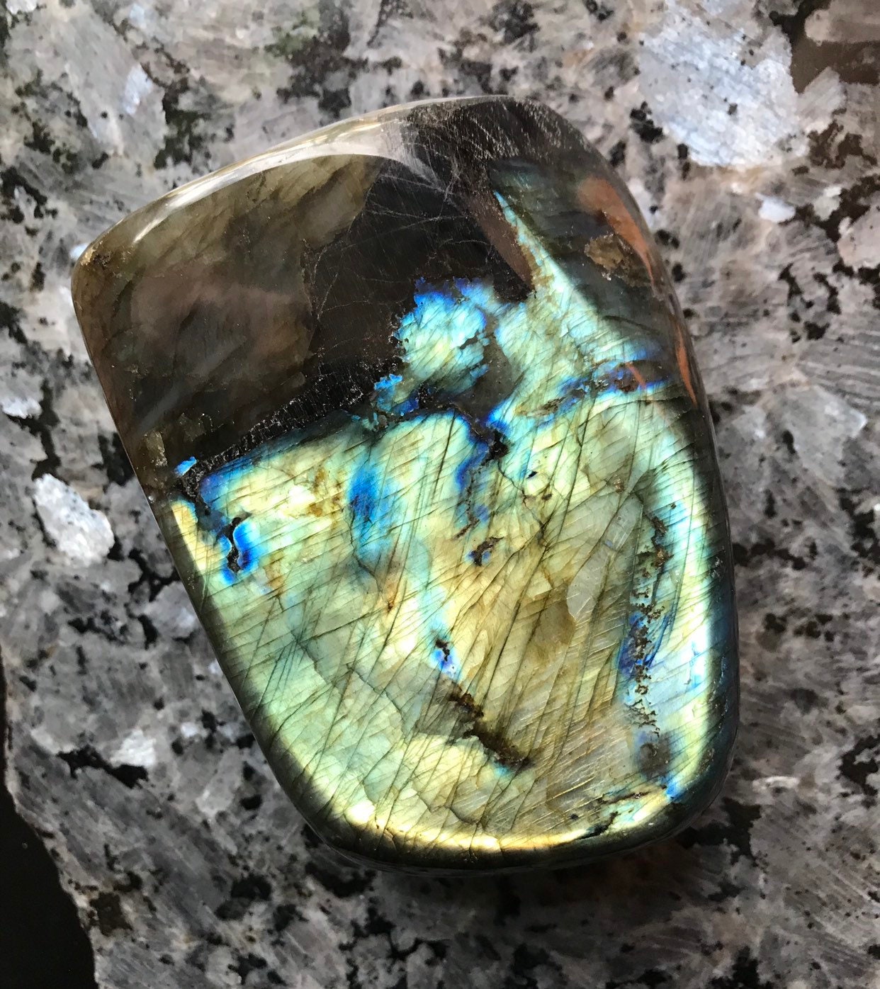 2.35 LBS Labradorite Large Standing Stone, Polished, Flashy, 1065 Grams ...
