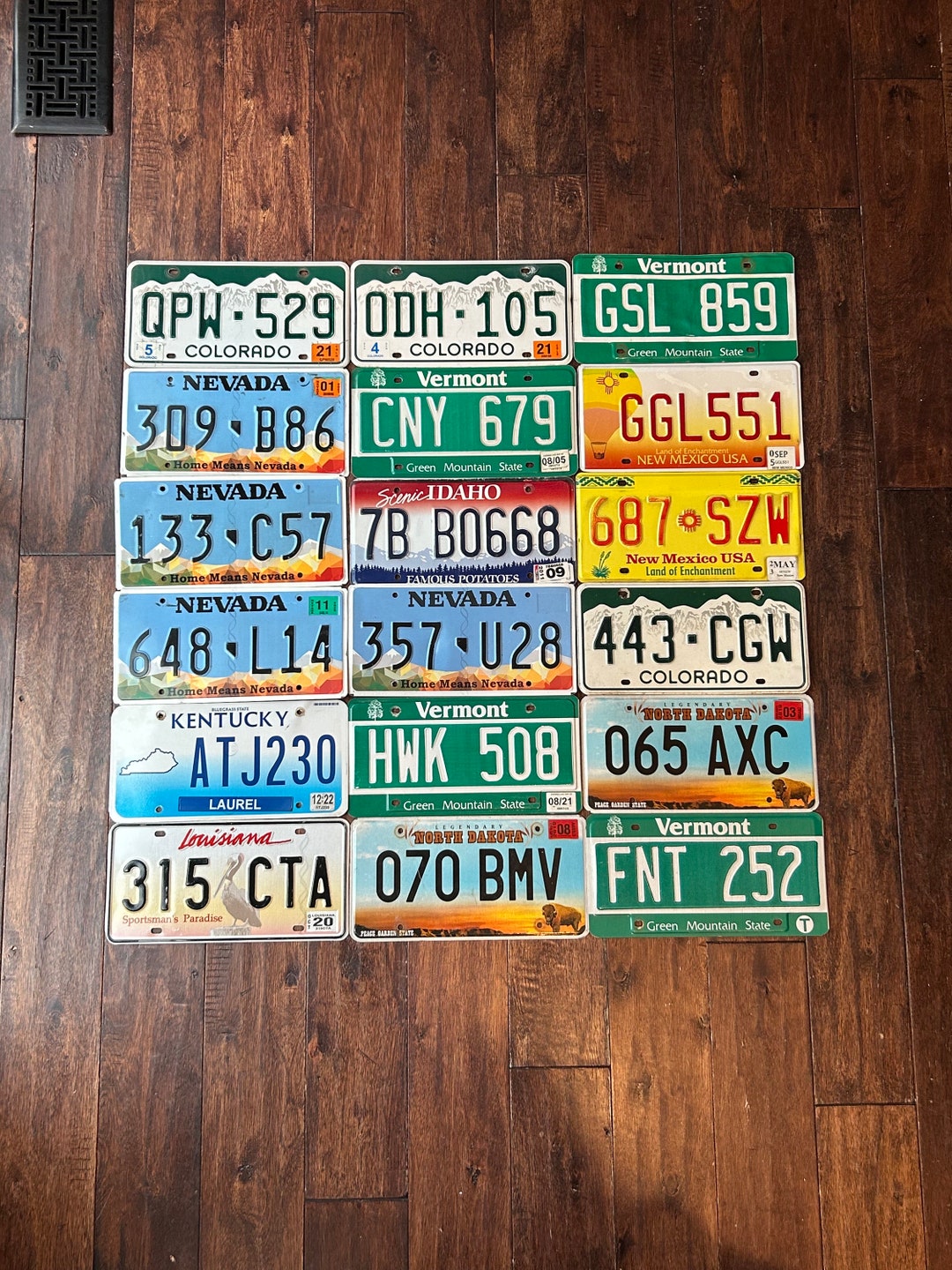 License Plate Choice Worn Out Craft Grade, All Authentic License Plates ...