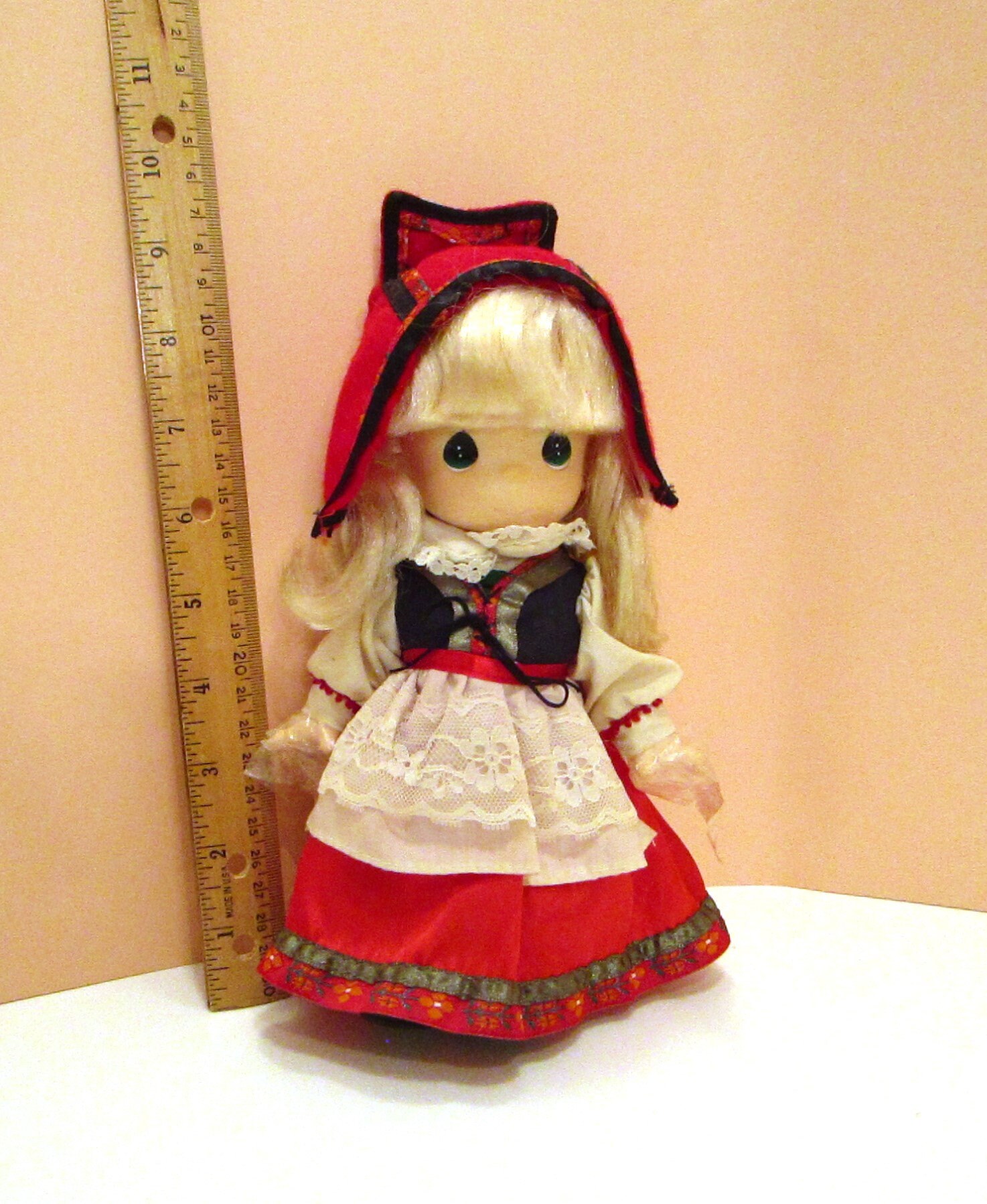 Precious moments children of the world dolls store