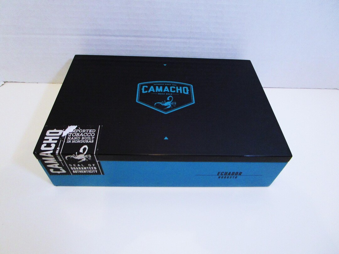 Camacho Cigar Box, Robusto High Gloss Lacquer Aqua and Black, Camacho ...