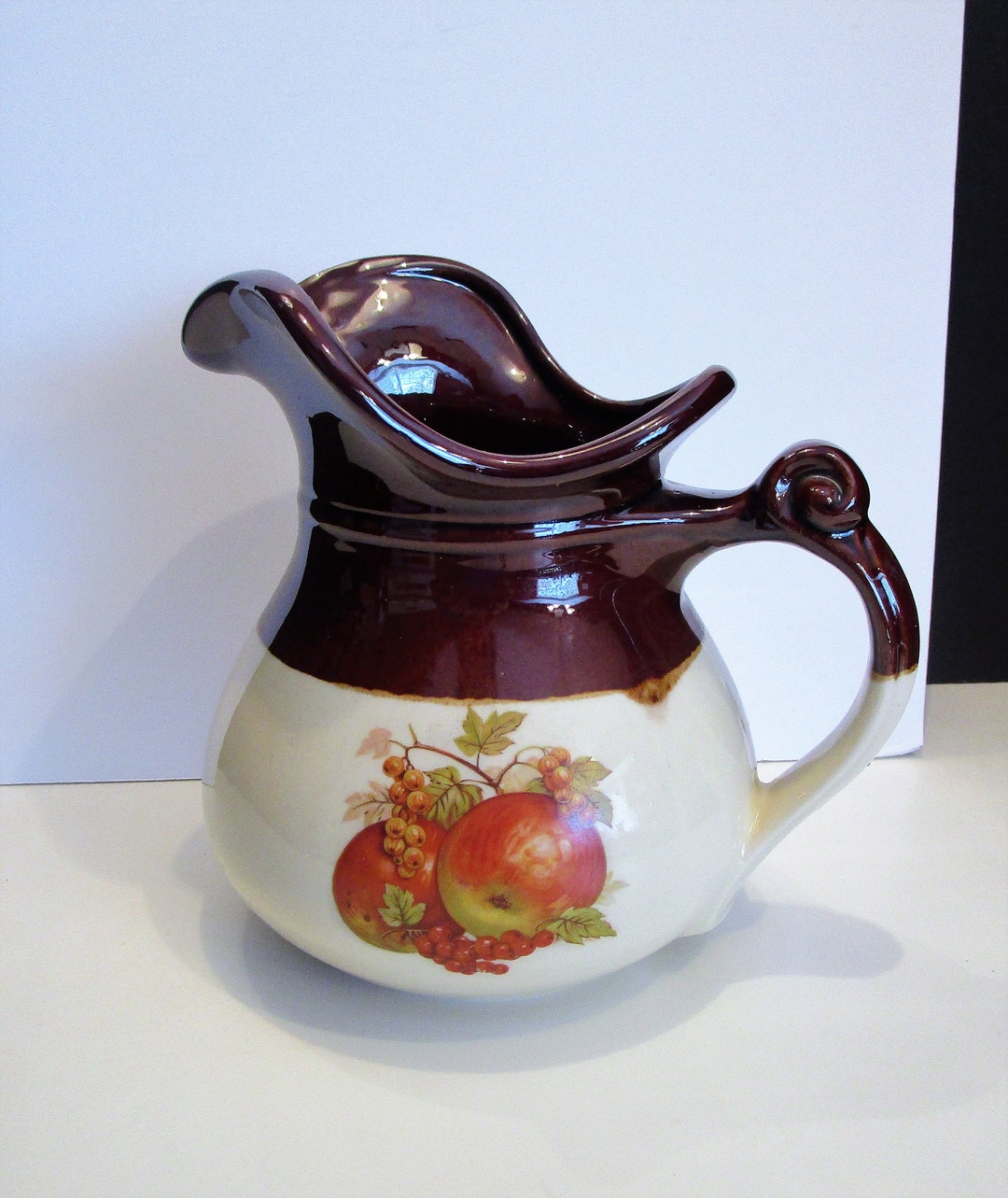 Mccoy Pitcher 56 Oz., Large Mc Coy Fruit Apples Nuts Berries Pitcher ...
