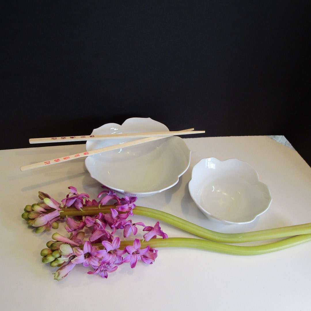 White Porcelain Lotus Rice Bowls, 2 Japanese White Porcelain Footed ...