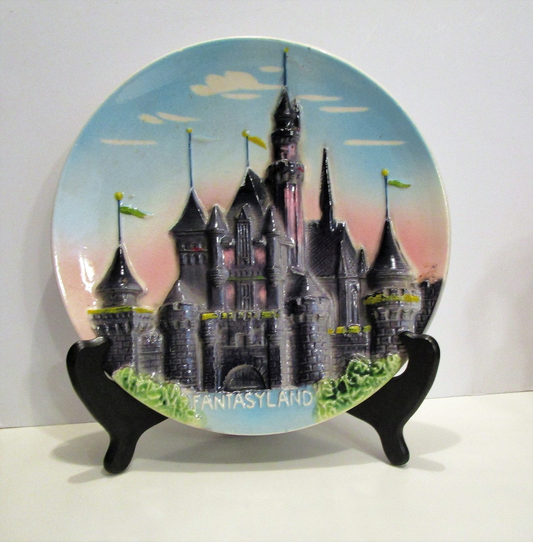 Rare Disneyland Castle Plate, Disneyland Sleeping Beauty S Dark Castle ...