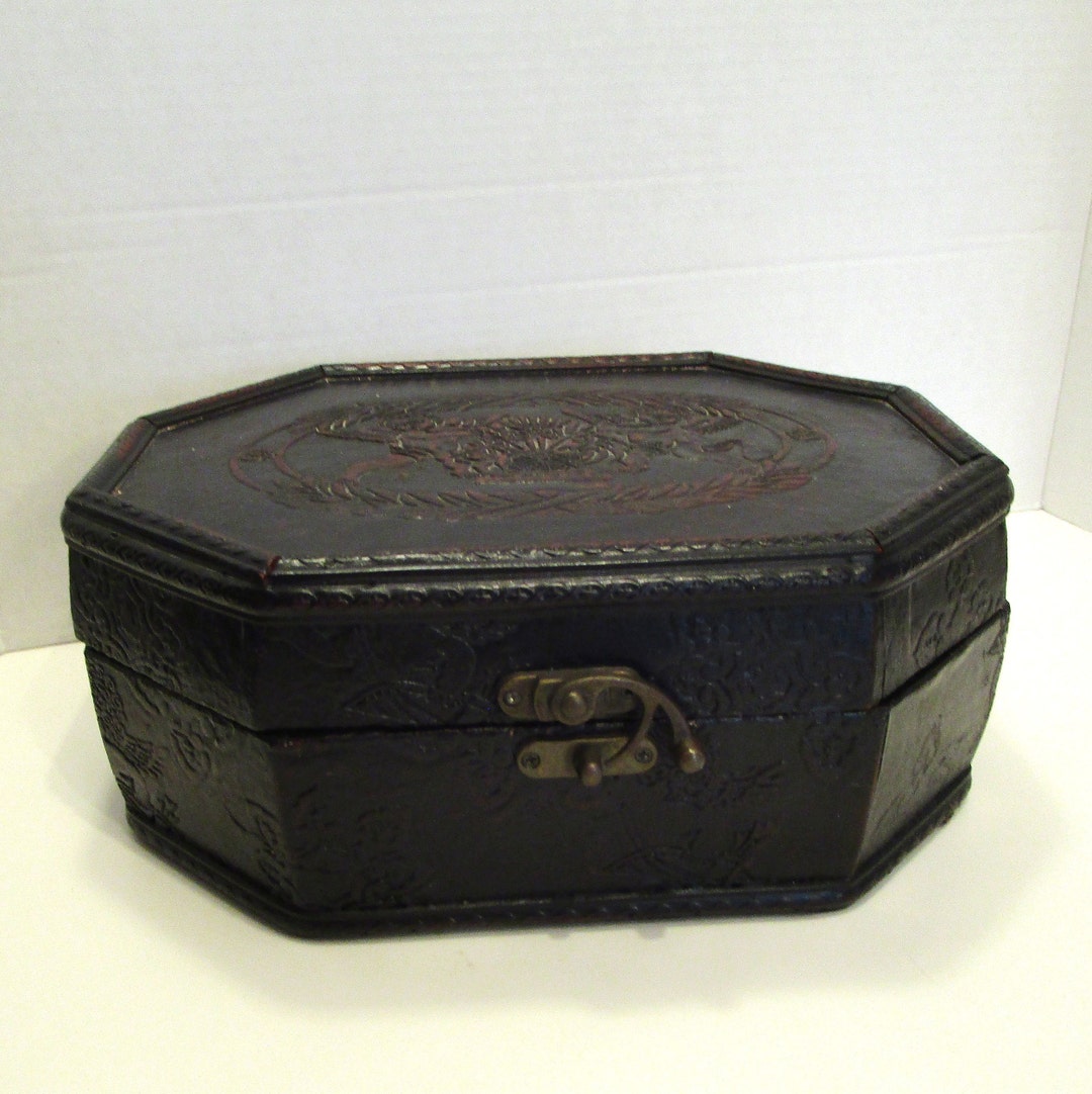 Angel Box With Hinge and Latch Covered in Leather, Cherub Angel Box ...