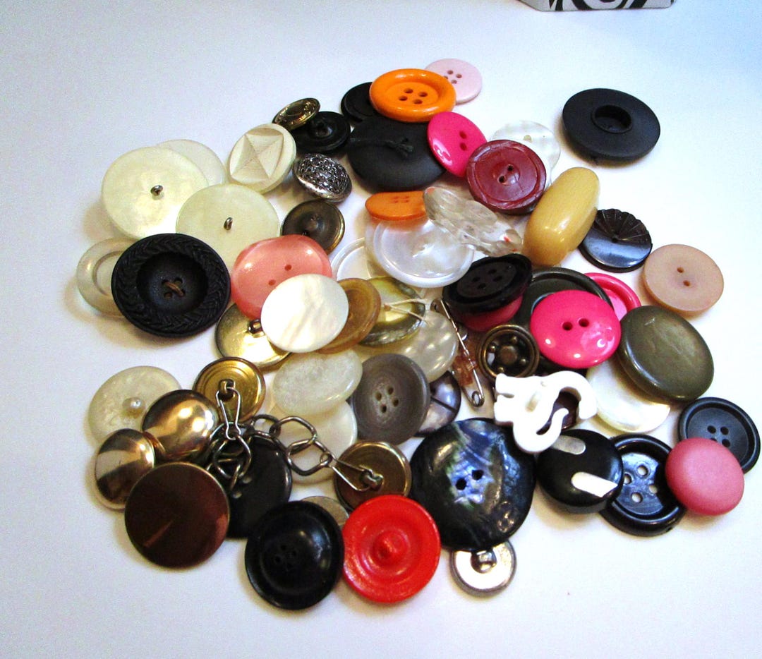 Vintage LARGE Sized Buttons, Button Collection, Large Sized Button Lot ...