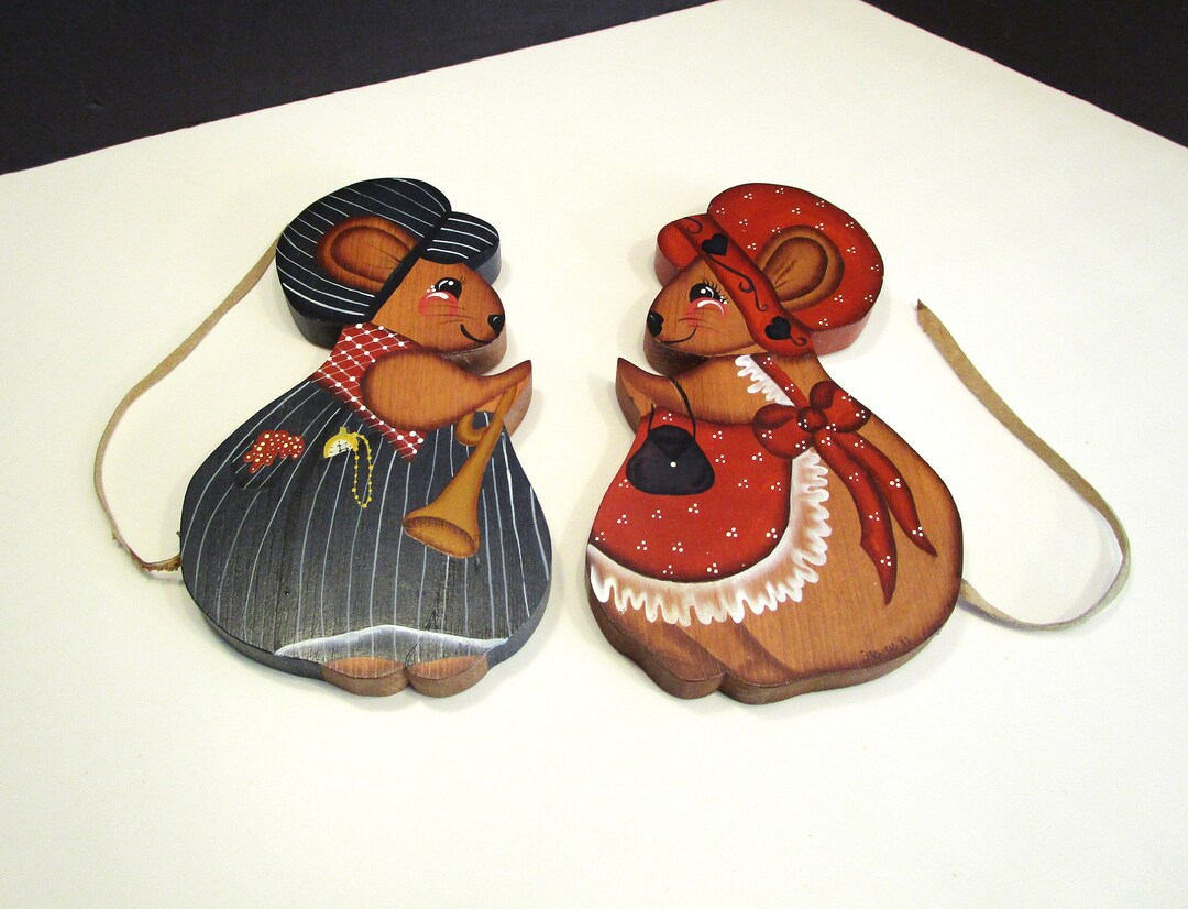 Folk Art Mouse Decor, Country Mice, Vintage Wooden Country Folk Art ...