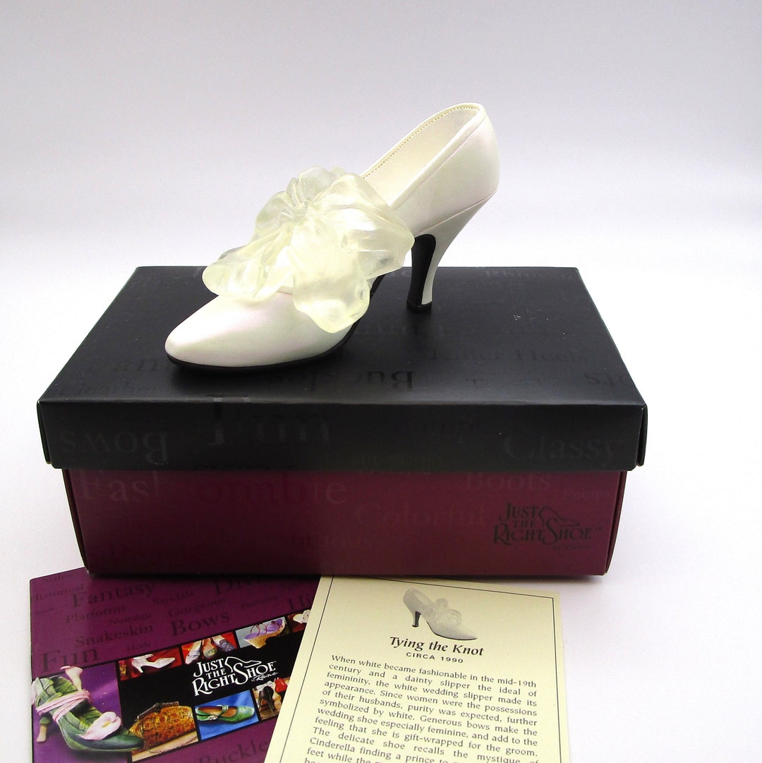 Just the Right Shoe "tying the Knot", Just the Right Shoe by Raine ...