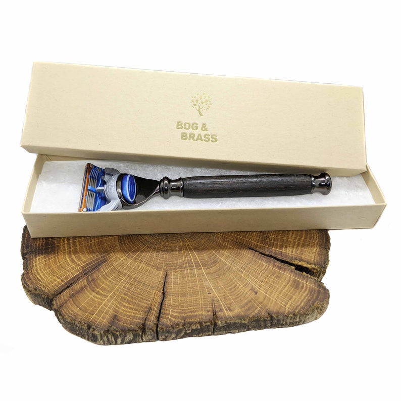 Gunmetal Gillette fusion razor in Irish bog oak 5th | Etsy