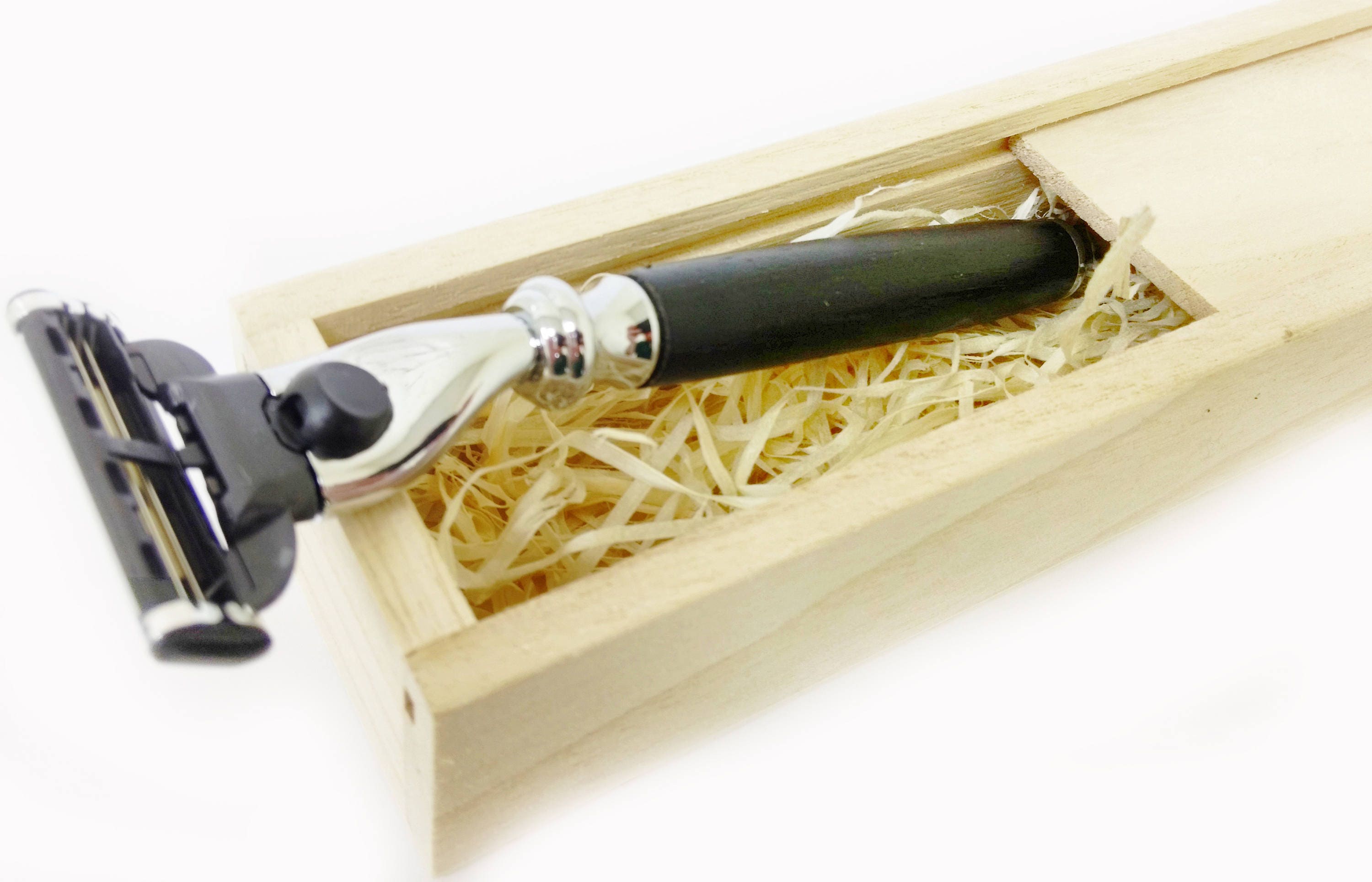 Personalized Razor in Irish Bog Oak Custom Wood Razor. - Etsy UK