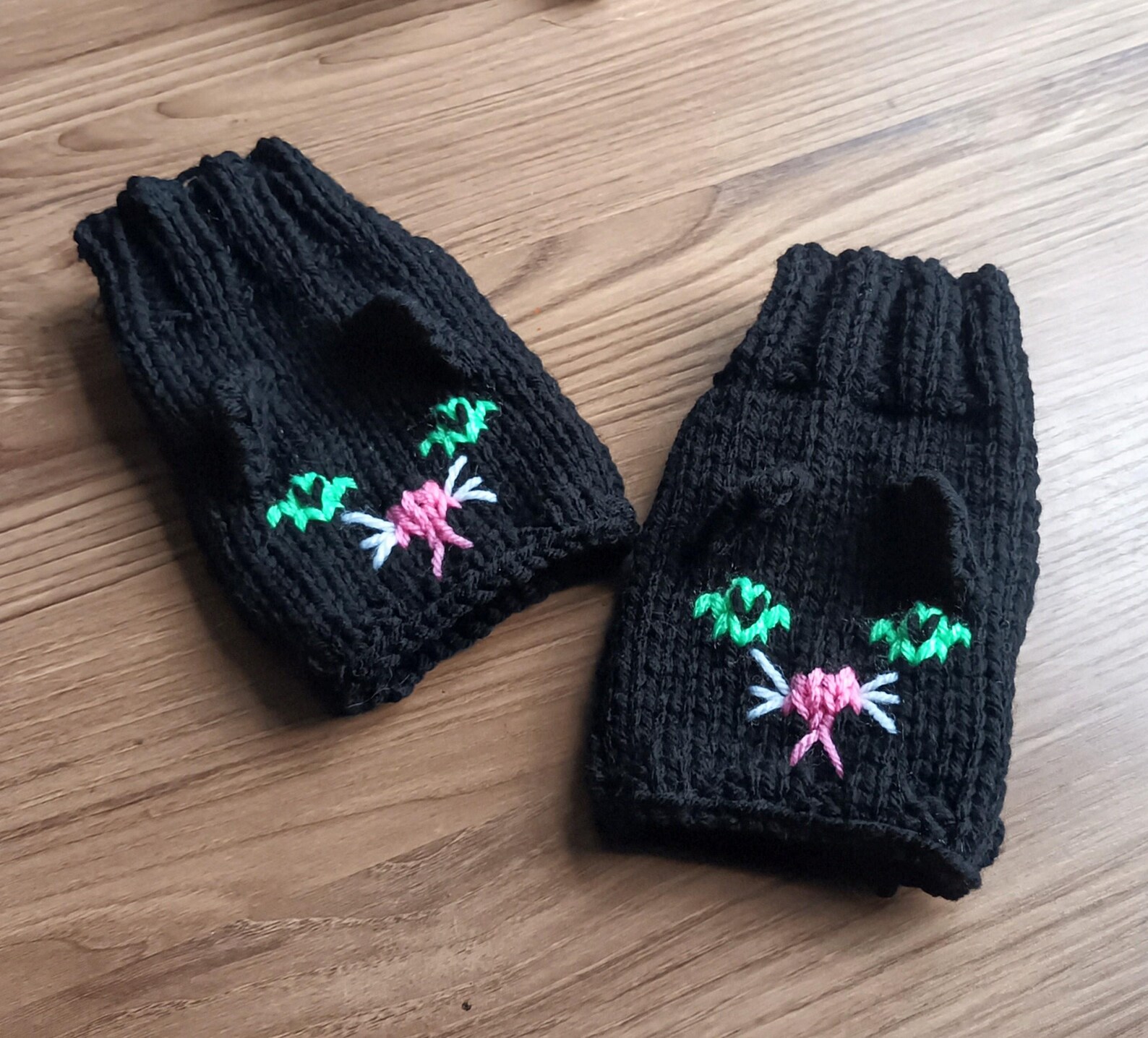 Cat Mittens. Handmade Chunky Knit Black Handwarmers/gloves - Etsy