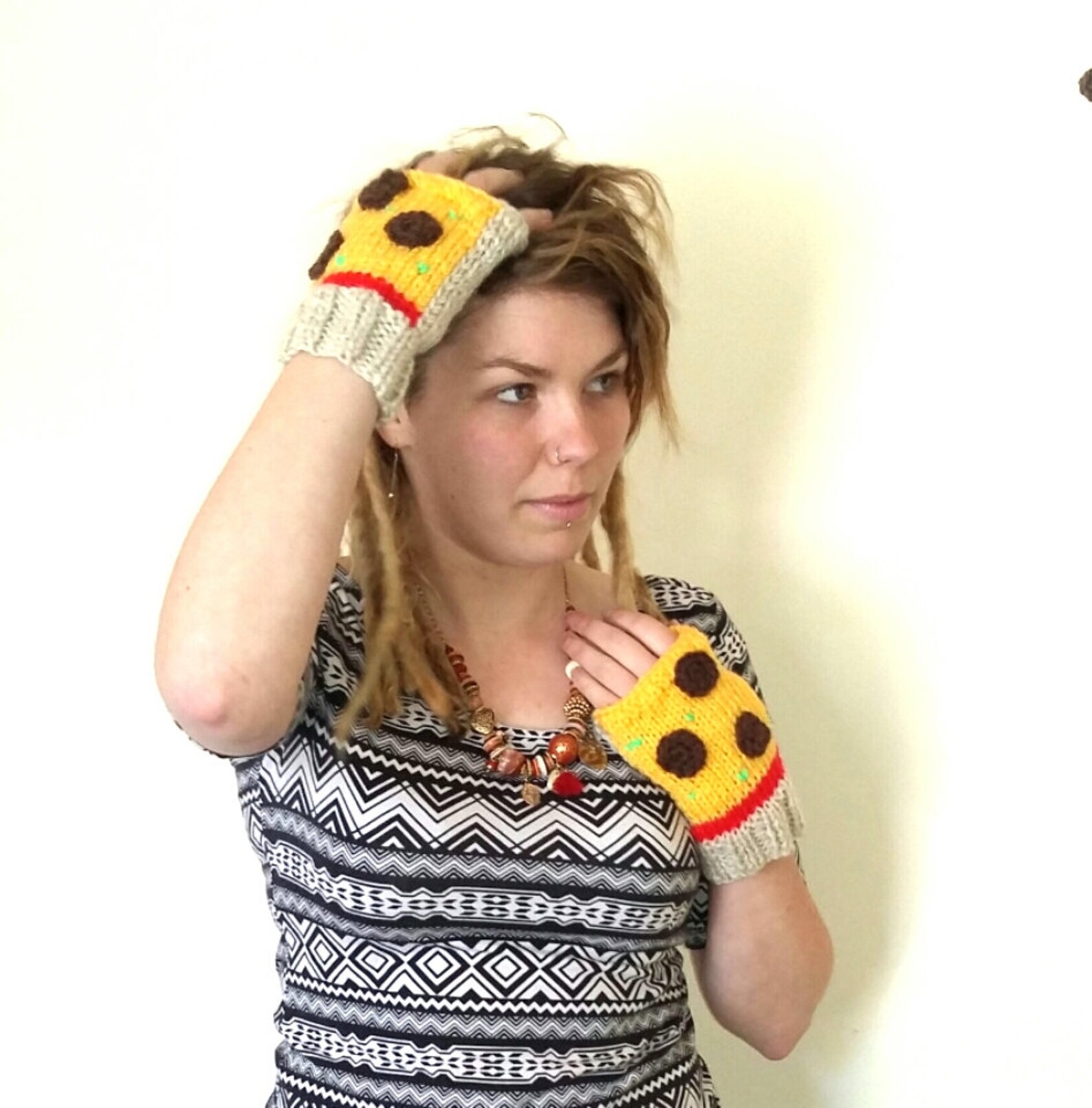 Pizza Mittens. Hand Knitted Yellow, Beige Pepperoni Pizza Mittens ...