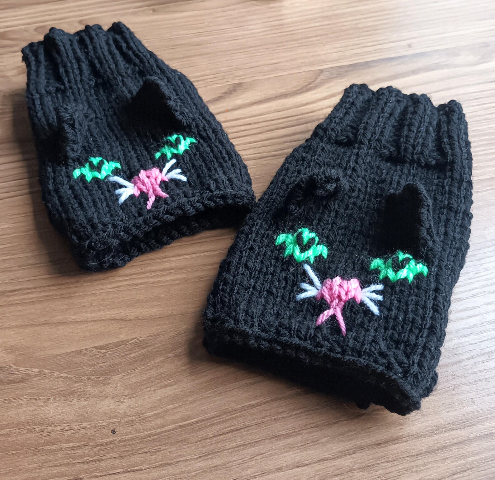 Cat Mittens. Handmade Chunky Knit Black Handwarmers/gloves - Etsy