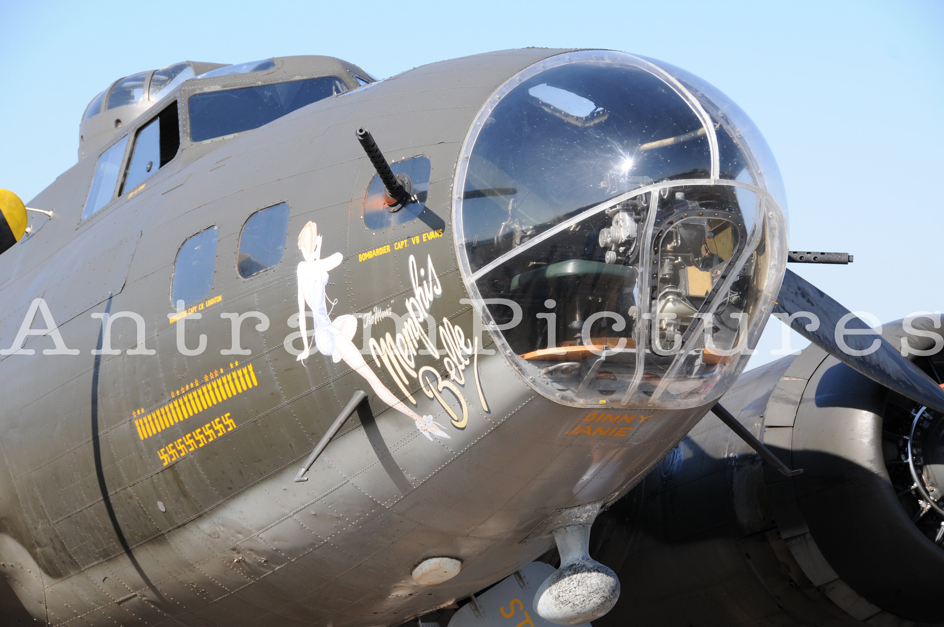 B-17 Nose Gunner - Etsy