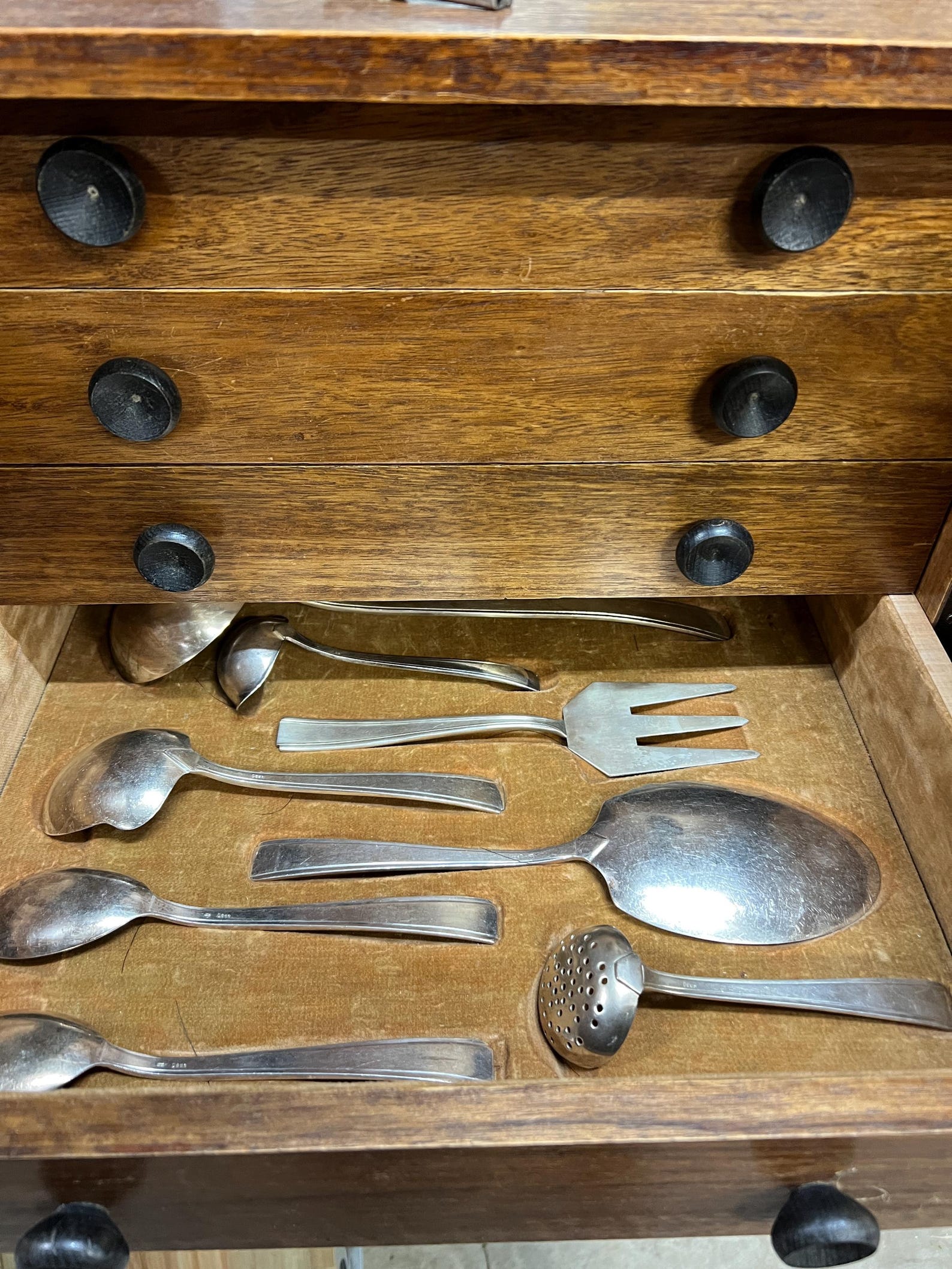 1930-1950 European Silverware Chest, 132piece Silverware (silverplated ...