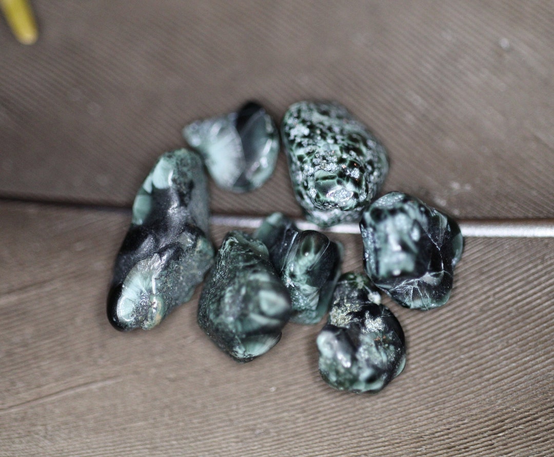 3g Sampler LOT Isle Royale Greenstone Hand Semi-polished Rare - Etsy