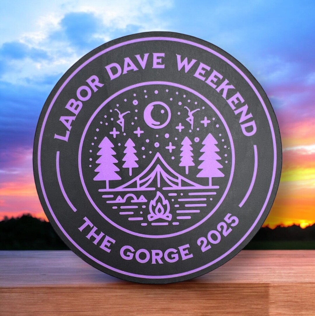 Labor Dave Weekend the Gorge 2025 Mountains Camping Tent Trees Black ...