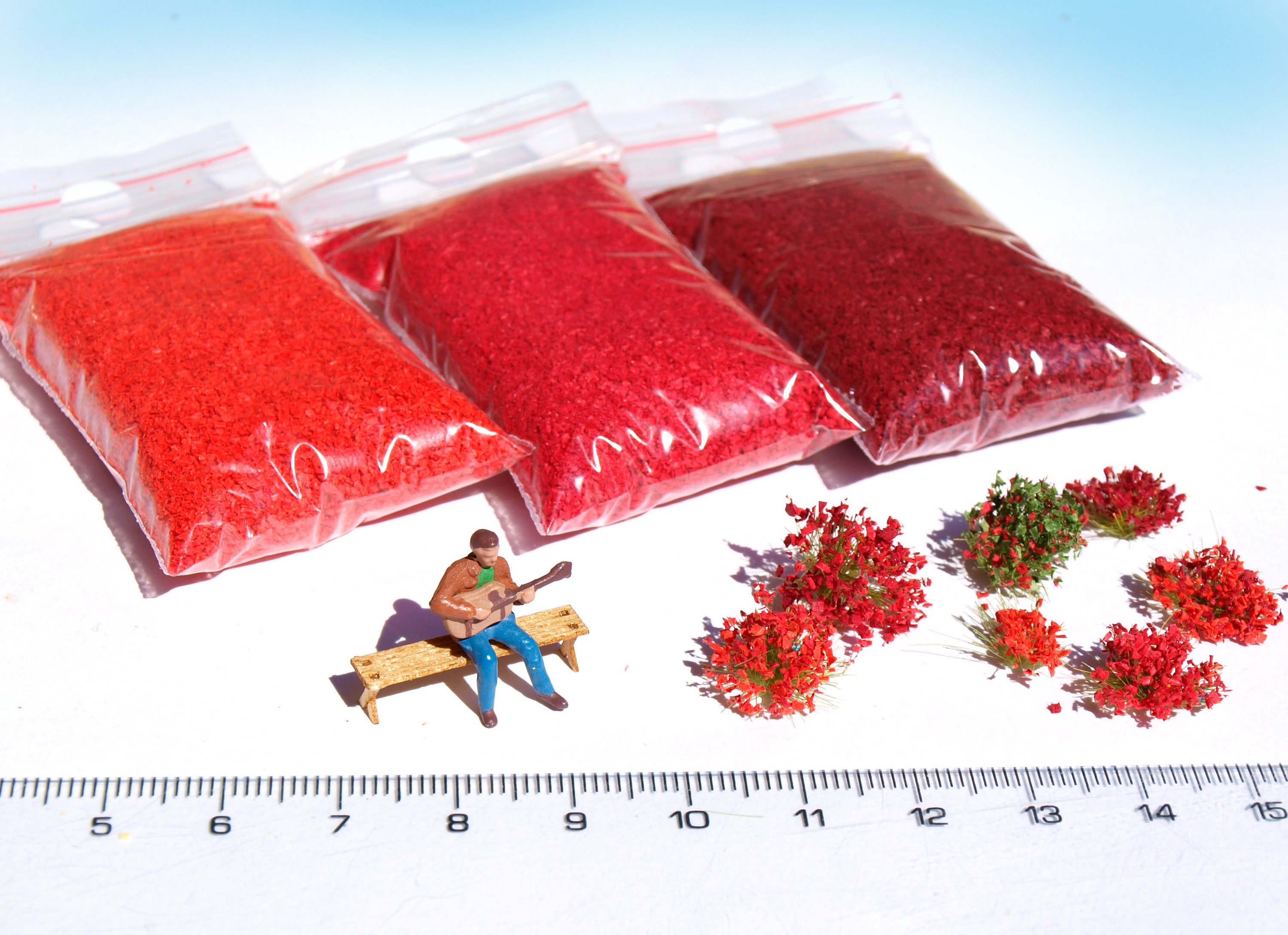 Miniature Flower Petals Blooms Leaves: Red Mix, HO Scale Model Railway ...