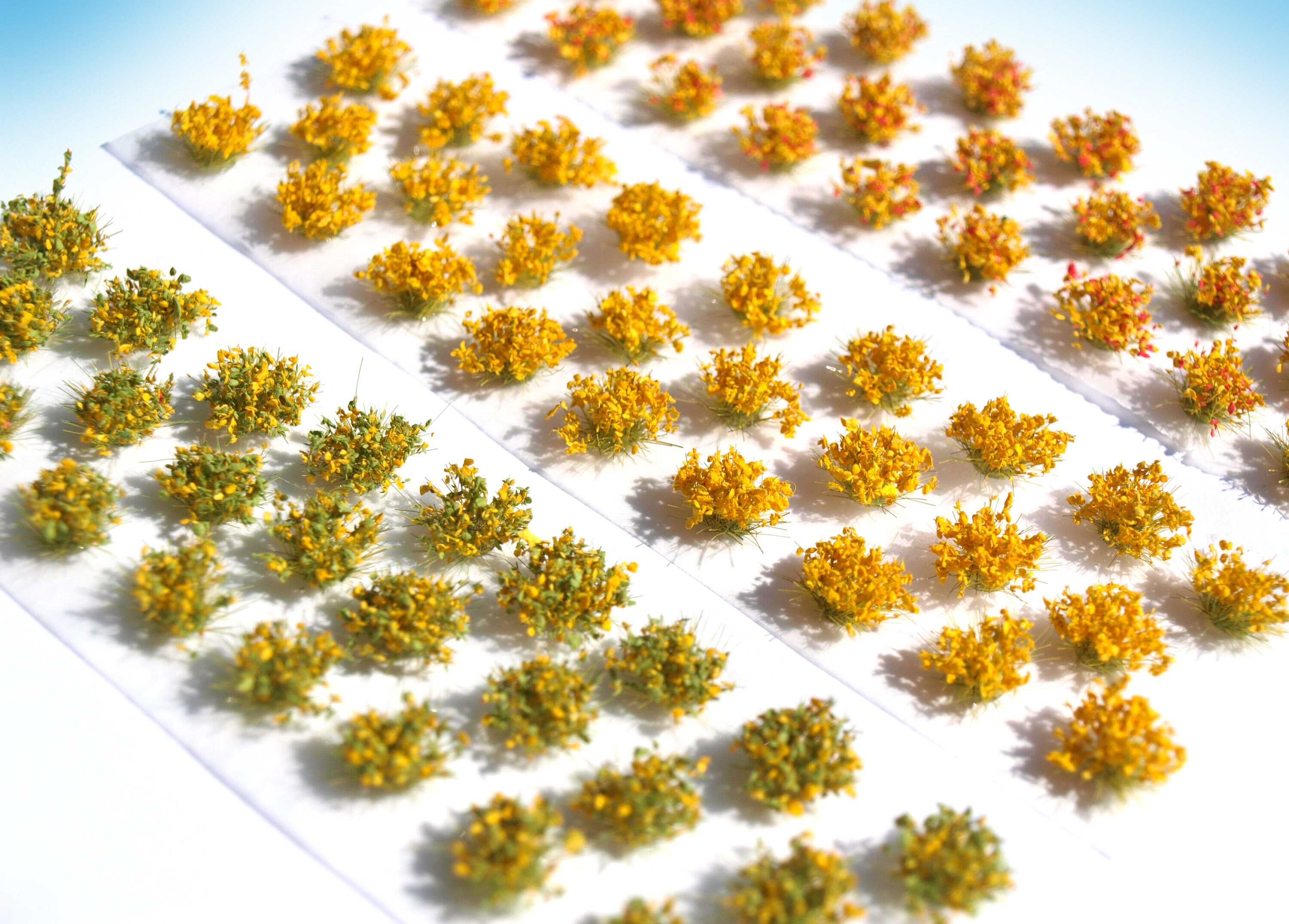 Miniature Flower Tufts Yellow Mix HO O Scale for Model Railway - Etsy