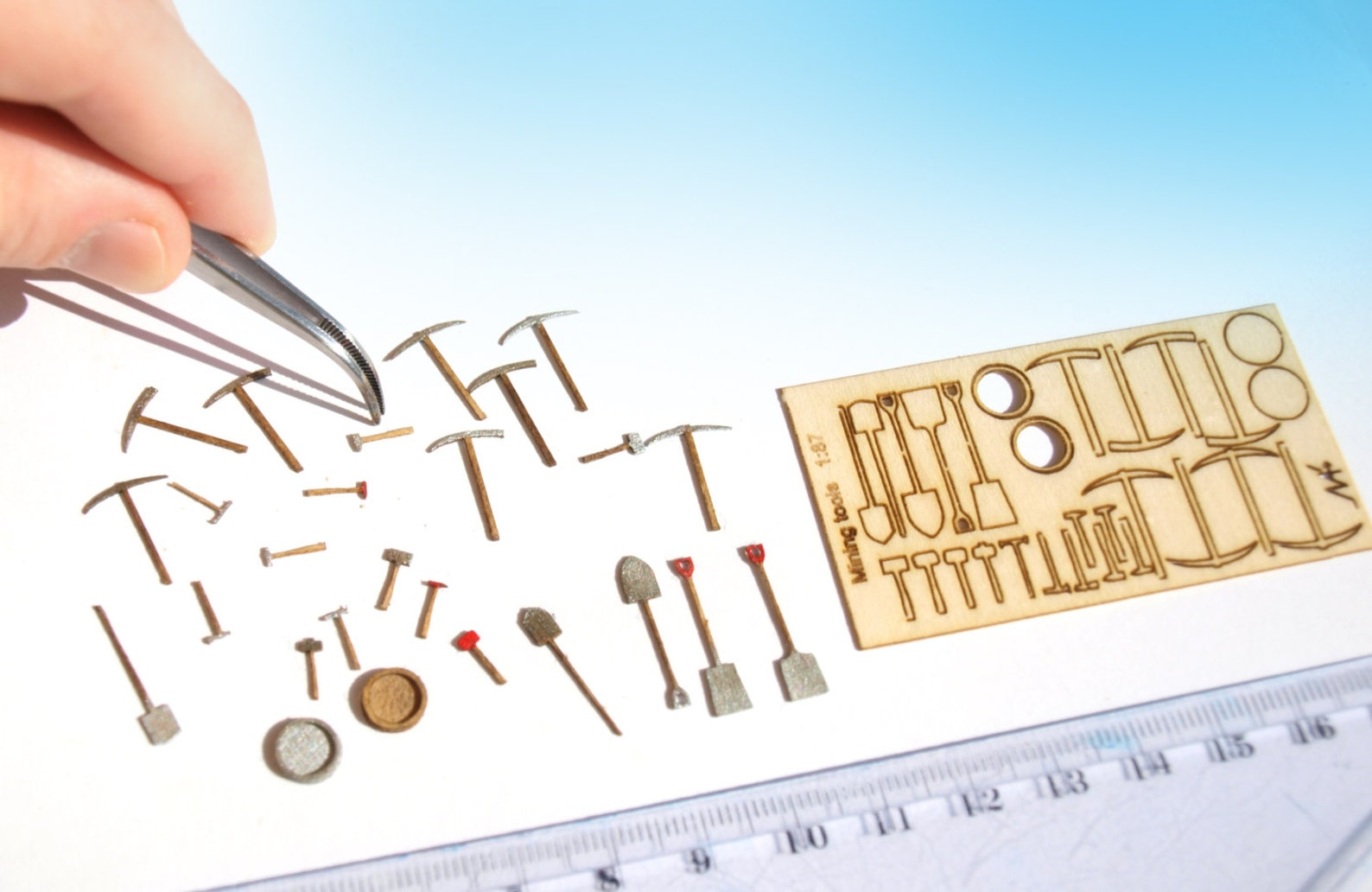 Miniature Tools Mega Set KIT, O HO Scale Model Railway Diorama Scenery ...