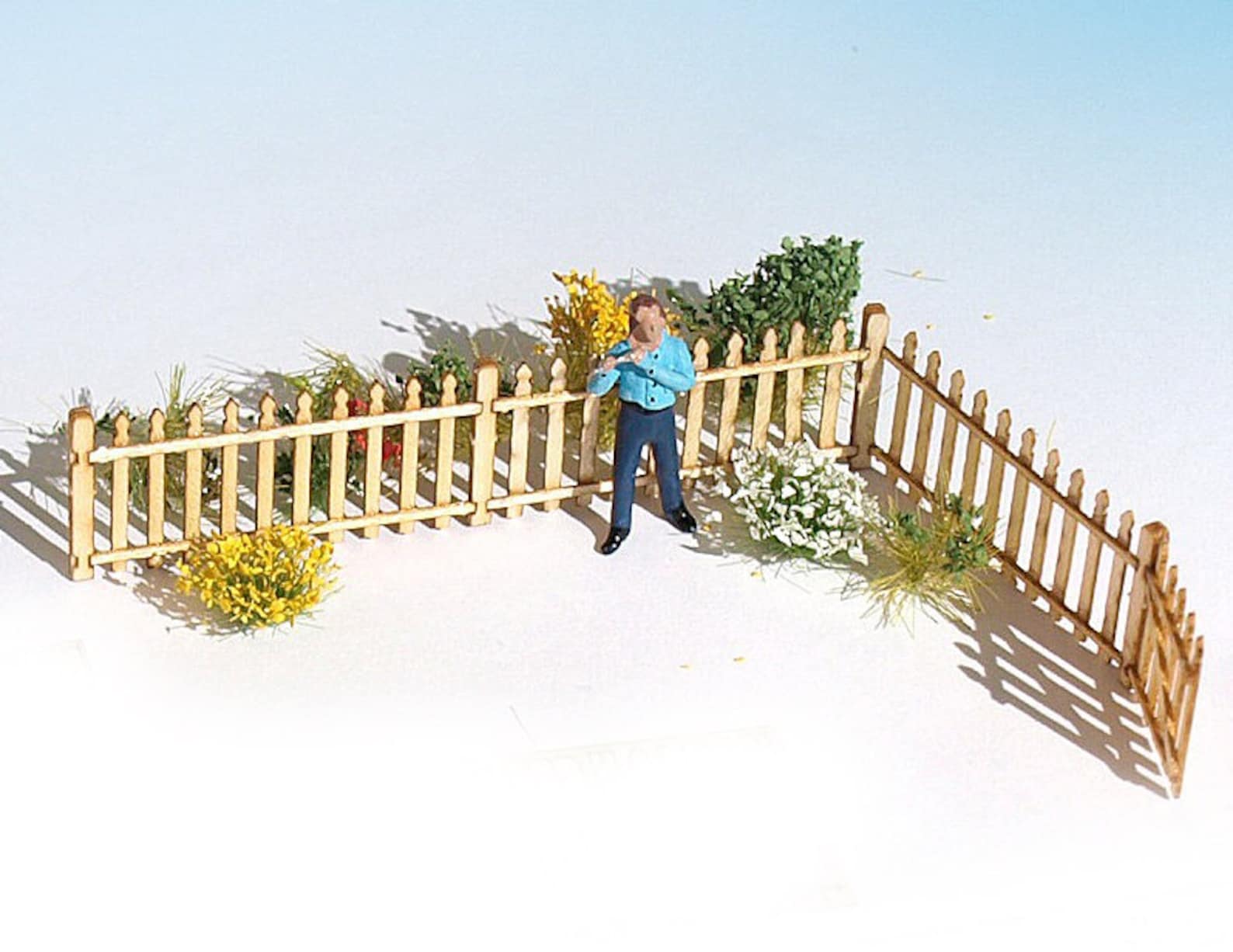 Miniature Picket Fence Kit HO OO Scale Diorama Dollhouse Railway Model ...