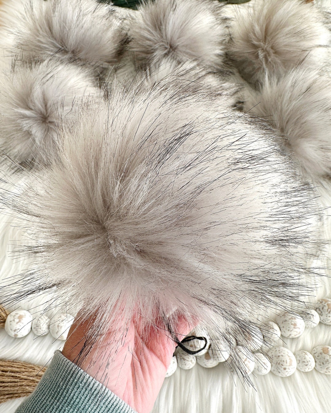 LUXURY Shadow-faux Fur Pompom for Knit Crochet Hats/silver Gray Fake ...